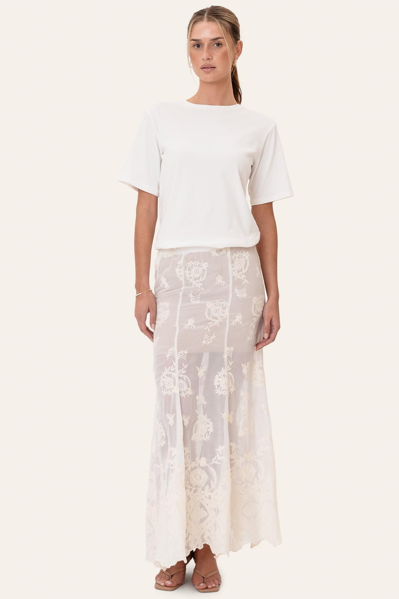 EllinorIC Lace Maxi Skirt - Vintage White – en.byic.com