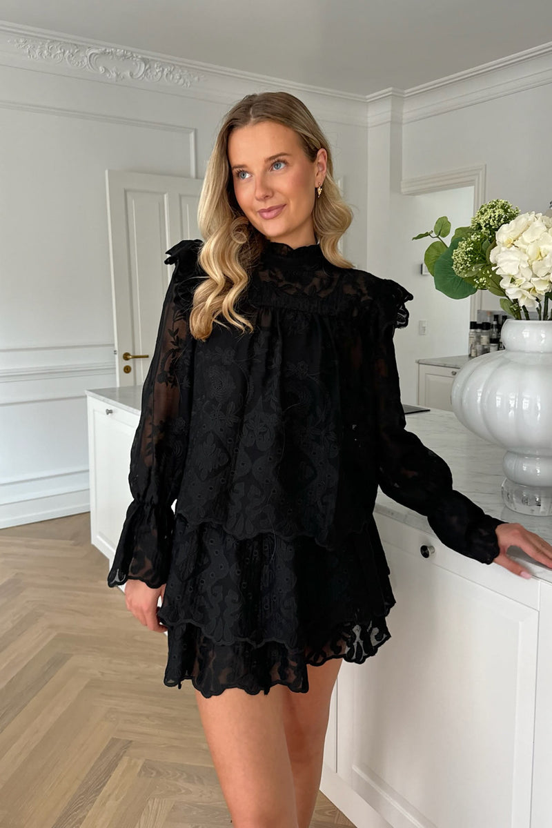 EllinorIC Lace Mini Skirt - Vintage Black